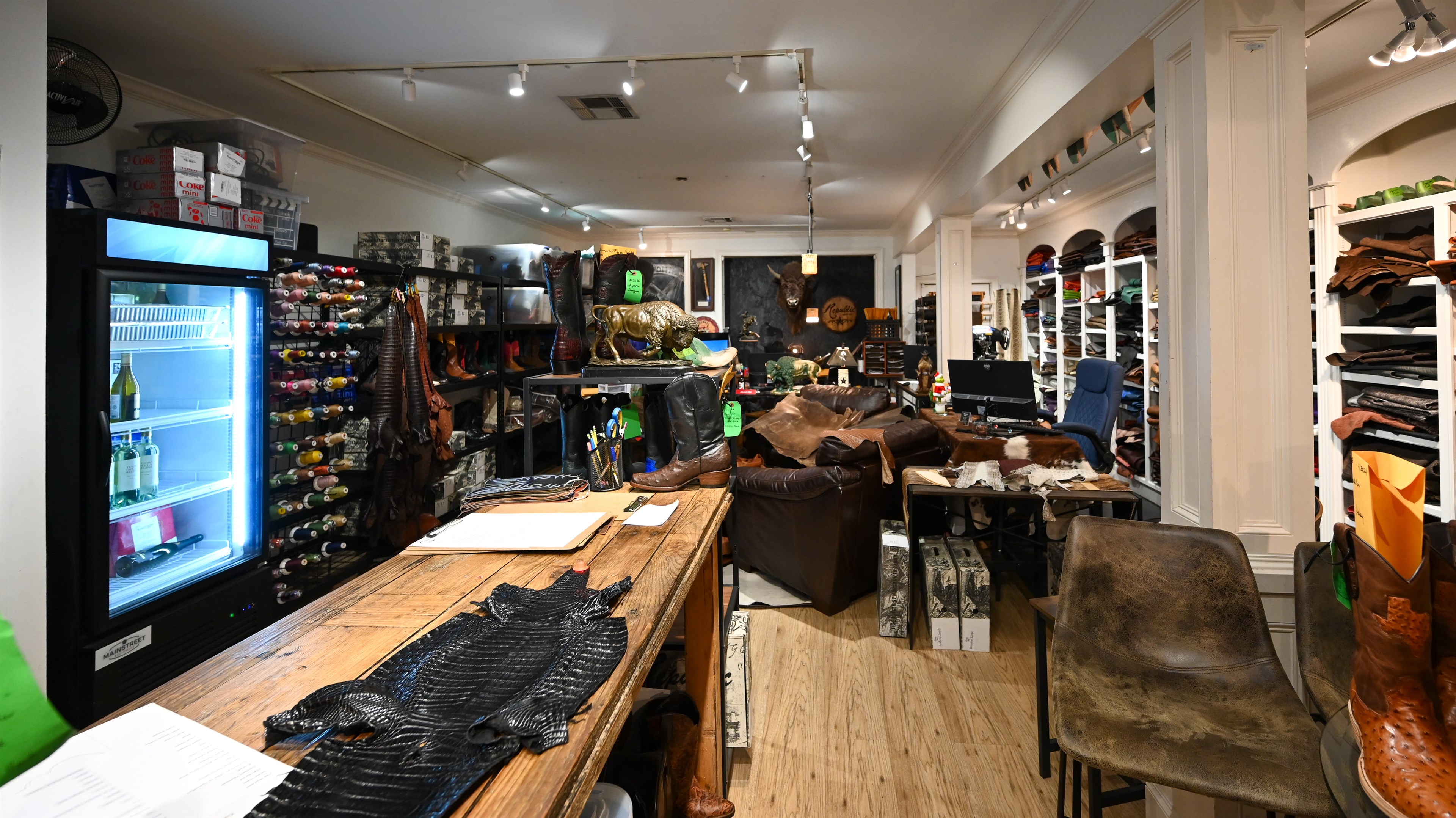 Locations Hub - Republic Boot Company